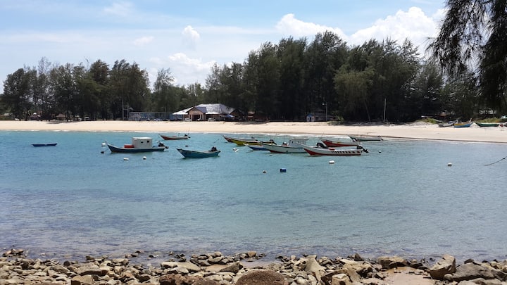 Kalong Bay Homestay - Villa Melati - Kijal
