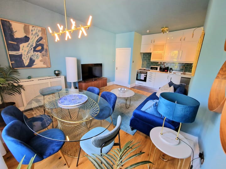Gorgeous Hyde Park Home With Elevator & Near Metro - Londres
