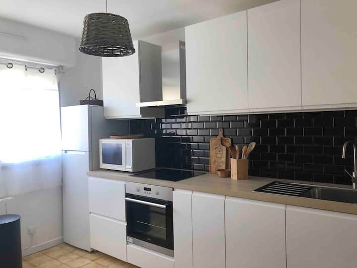 F2 Bail Mobilité Chaptal 47m2 Parking Terrasse - Lattes