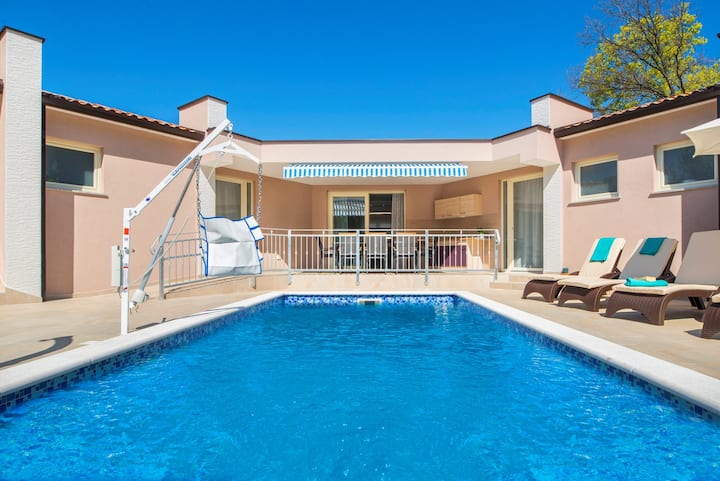 Neue Villa Dina - Behindertenfreundlich - Labin