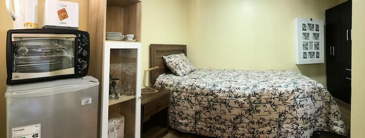 Habitación Privada Las Condes Cercana Al Metro - Santiago
