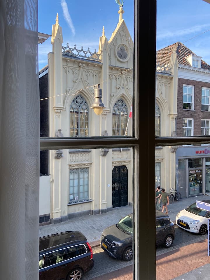 Monumentaal Huis Hartje Centrum - 's-Hertogenbosch