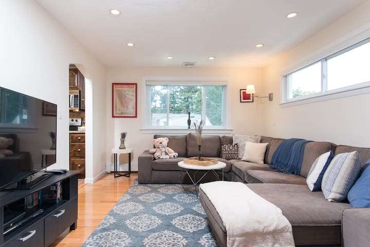 Urban Oasis! 2bd+ House W 2 Offices/garage/yard - Brookline, MA