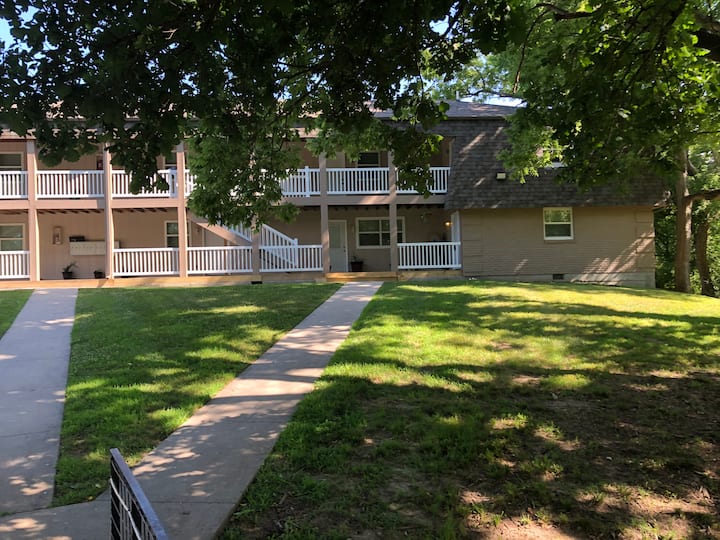 Apartment  2 - Columbia, MO