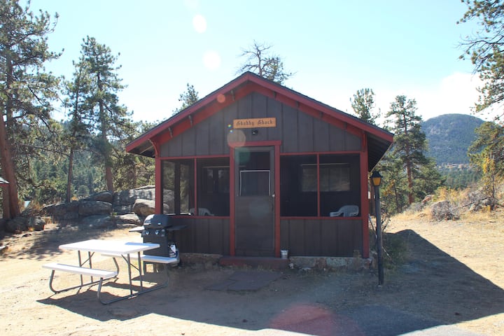 Shabby Shack - Private Cabin W/ 1 Queen & 1 Double - Estes Park, CO