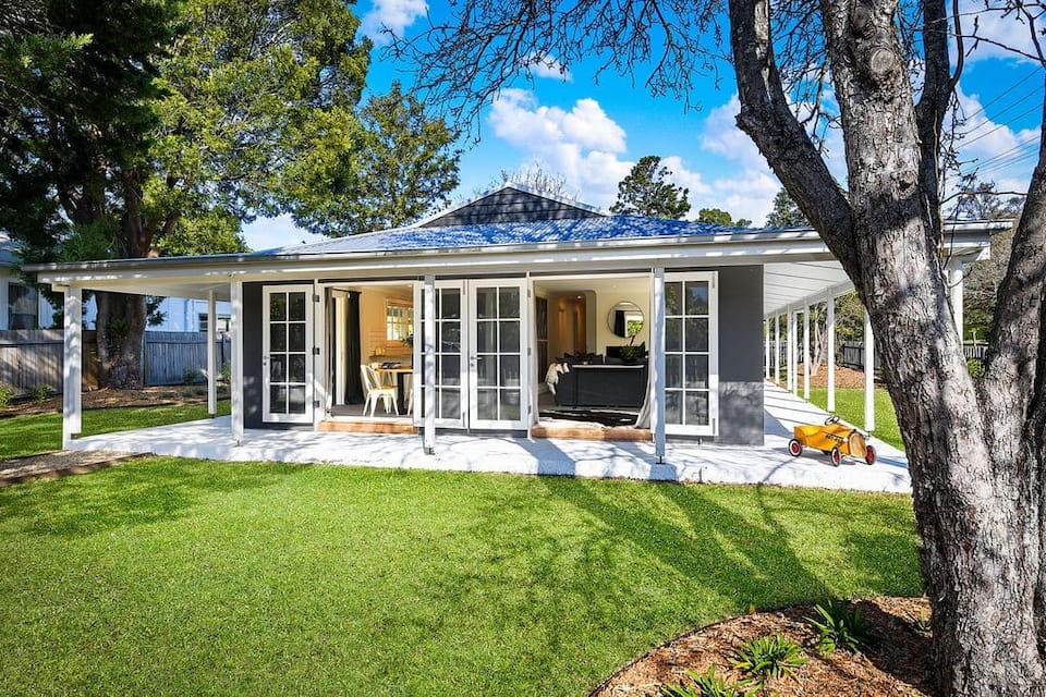 Berry Holiday Rentals & Homes - New South Wales, Australia | Airbnb