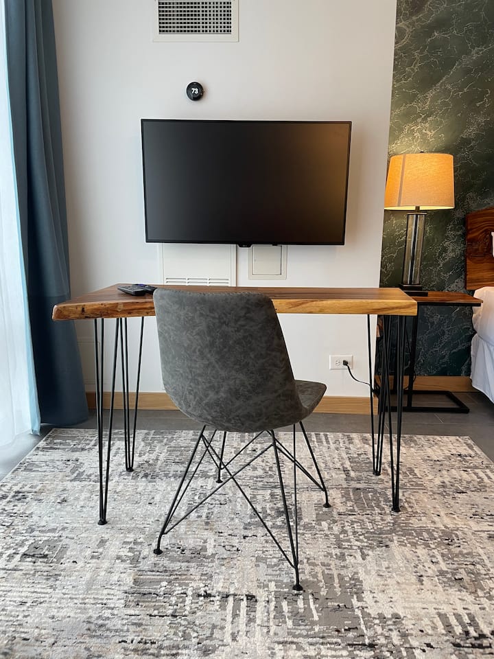 Quiet Designer Studio In Waikiki Near Ala Moana - Honolulu, HI