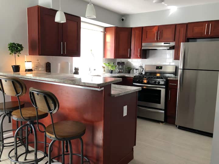 (2) Bright Bedroom Close To Nyc - Hoboken, NJ