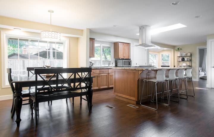 Hi-tech Beauty On Quiet Street - Wilsonville, OR