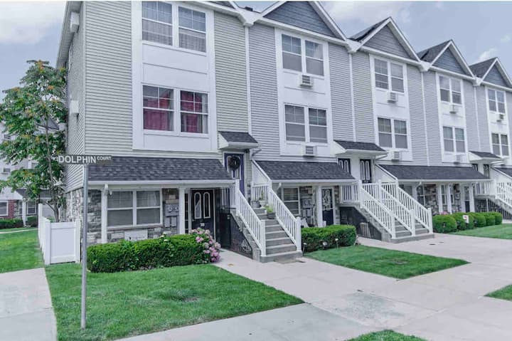 Waterfront Duplex 3 Bedr Townhouse Hoa Whitestone - Bronx