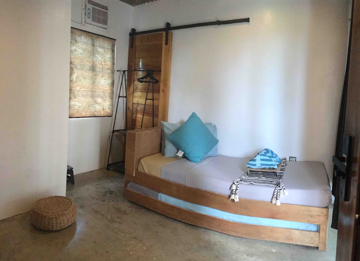 Tahanan Homestay- Private Bedroom 2 Beds - Holiday homes for Rent in ...