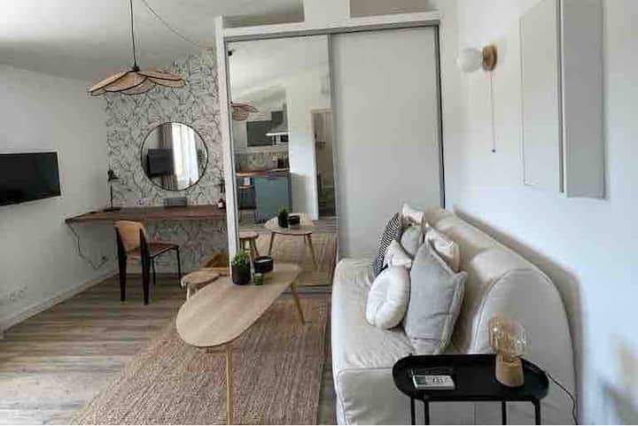 Très Bel Appartement Rénové à Neuf. - Ollioules