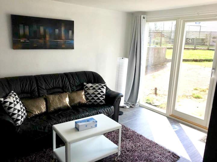 Simple Apartment Near Arena, Sannarp And Center - Halmstad