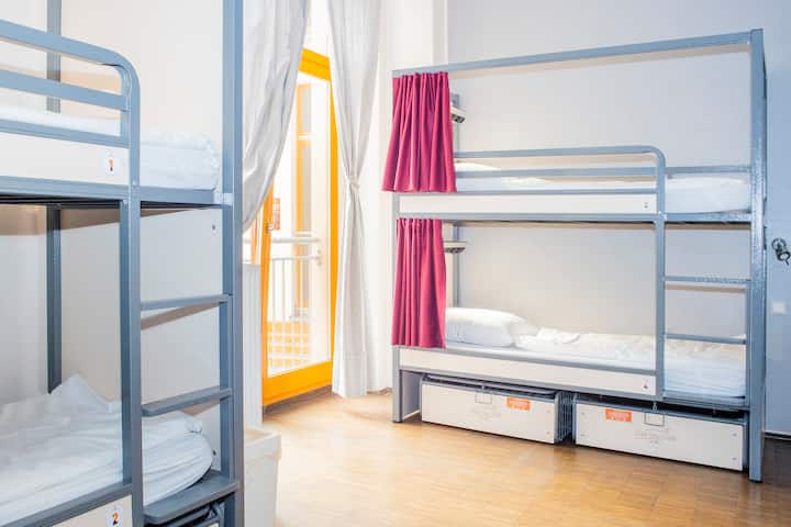 Private 4 Bedroom - Berlín