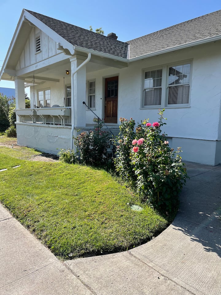 ~Prim Rose Cottage~ - Pendleton, OR