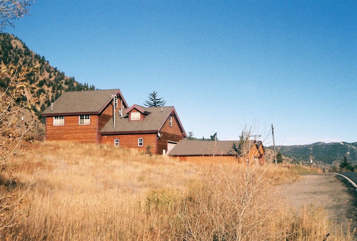 Convenient To Denver& Ski Resorts. Quality. Views. - Georgetown, CO