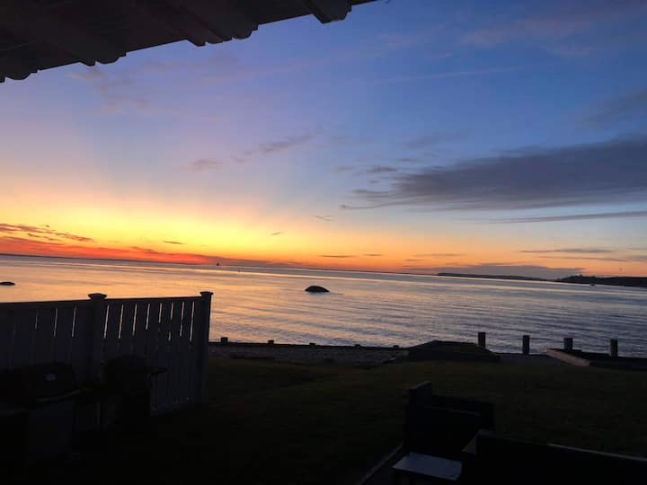 Shelter Island Views With Heated Waterfront Pool - Greenport, NY