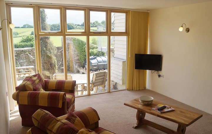 Family Suite - Sleeps 6, North Molton, Near Exmoor - South Molton