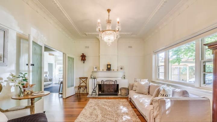 Provincial On Eddington - Warrnambool