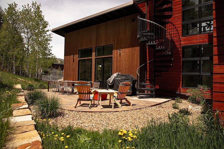 E Jackson In Modern Style W Jhpm - Jackson, WY