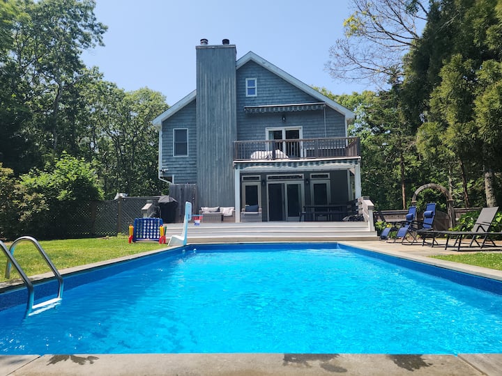 East Hampton Home - Family Friendly, Quiet, Pool - East Hampton, NY