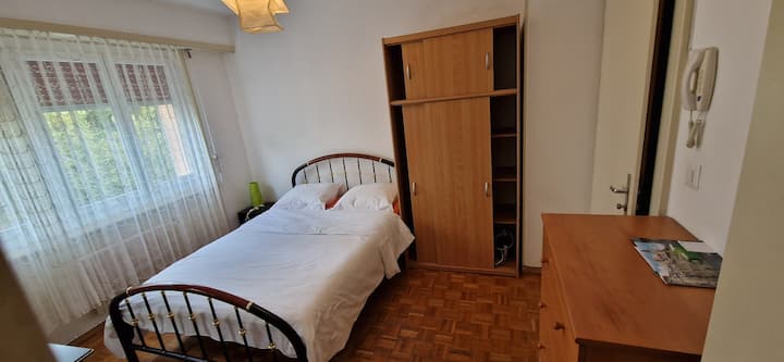 Chambre Privé Pour Vous Seul, Au Calme Lausanne - Lausanne
