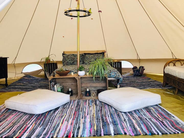Pair Of Beautiful Bell Tents On Smallholding (3+4) - Suffolk