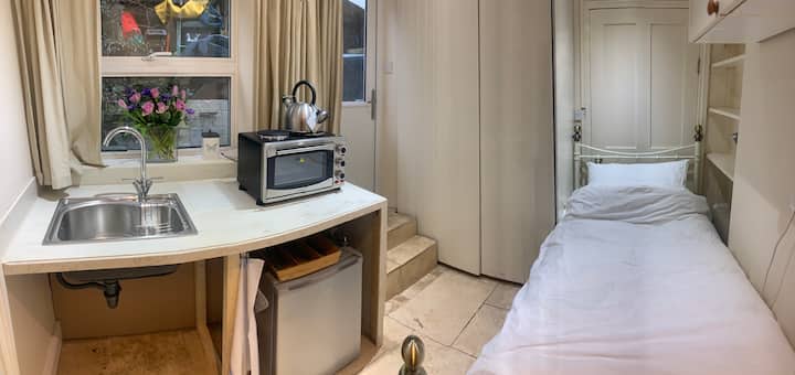 Self-contained Single Annexe - Crowborough