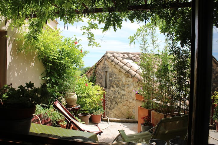Charmante Maison Entre Mer Et Garrigue - Sommières