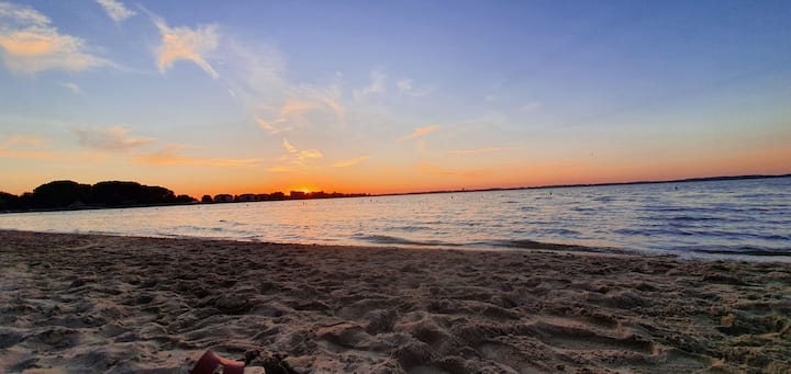 Amazing Renovated Apartment Directly At The Beach - Huizen