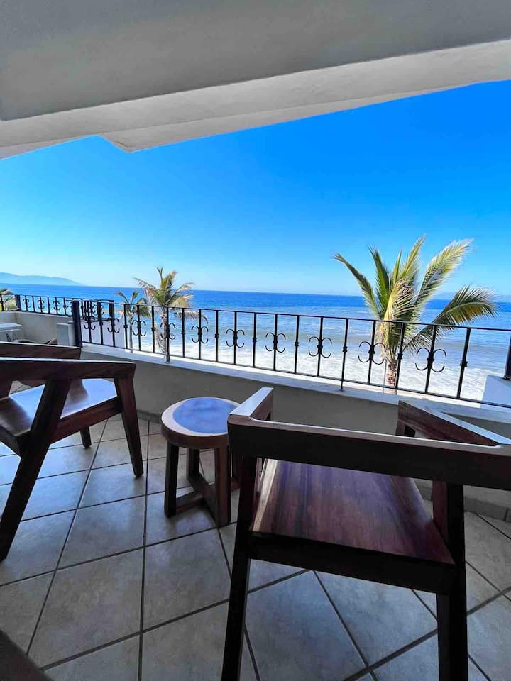 Hermoso Condominio Frente Al Mar Y Malecon - Puerto Vallarta