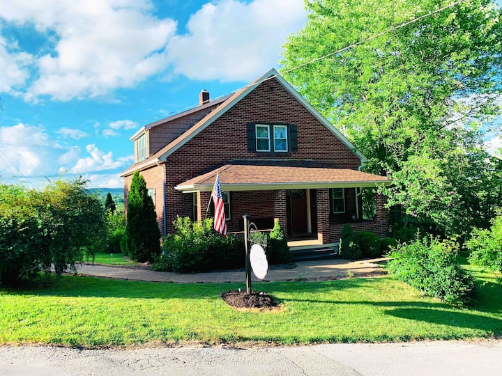 French Hill- Amazing Location With The Best Views! - Hermann, MO