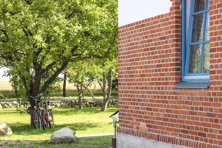 Ferienwohnung Mit Haftblick, 2 Sz & Großem Garten - Am Salzhaff