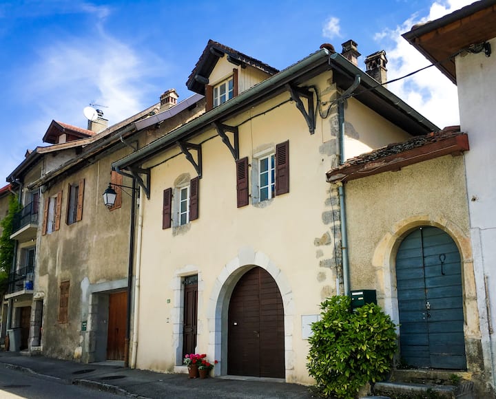 Talloires Village House - Perfectly Located. - Thônes