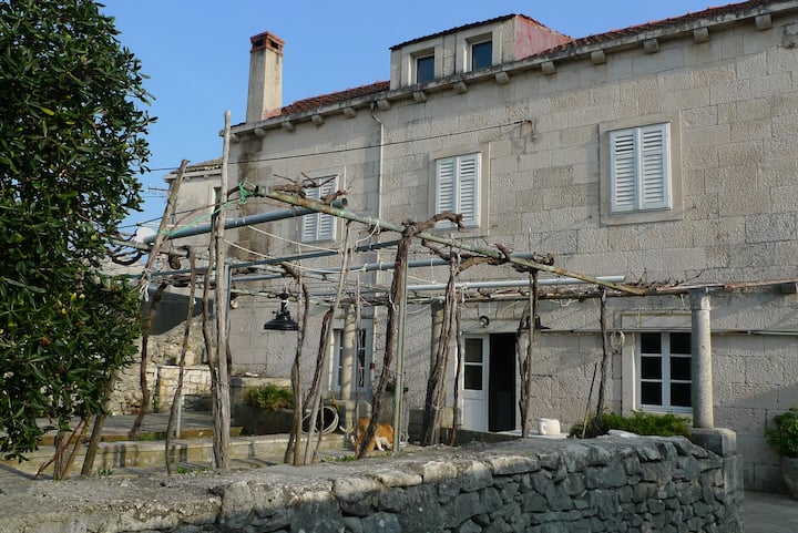 Rustikalna Kuća  Za Odmor U Blizini Plaže - Lumbarda