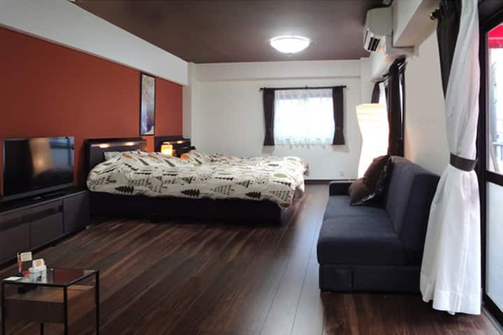 Shibuya Studio 403 W/balcony, No Elevator - Harajuku