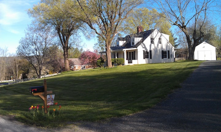 Carol's Cottage. 1/2 Mi To Vhc. 2 Mi To Vmi, W&l! - Lexington, VA