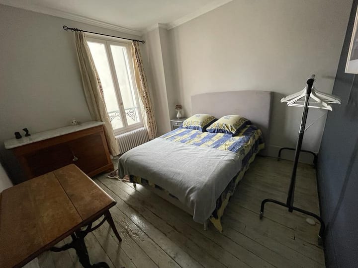 Chambre Dans Maison De Ville Au Coeur De Poissy - Poissy