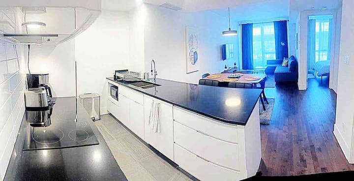 Luxury Appart With Pool & Gym - Montreal