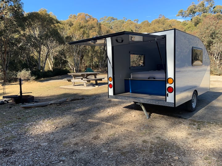 Jindy Sleeping Pod Rental - Jindabyne