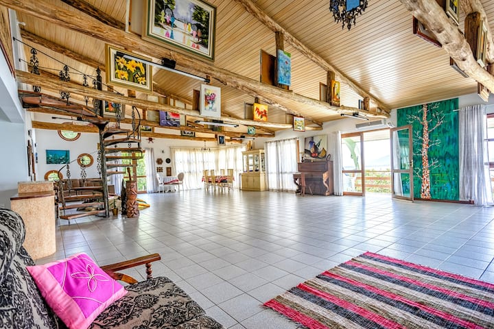 Casa Super Espaçosa Com Vista Linda Para O Mar. - Florianópolis