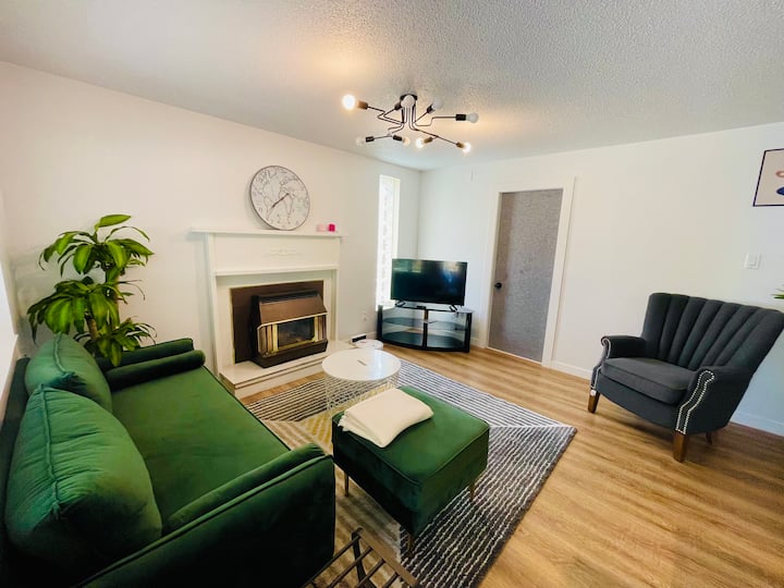 Metrotown Sweet Home - Burnaby