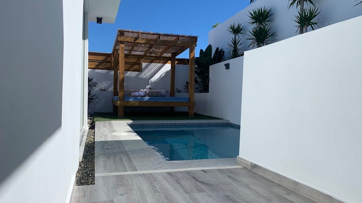 Bohemian I King Bed Suite With Private Heater Pool - Puerto Rico