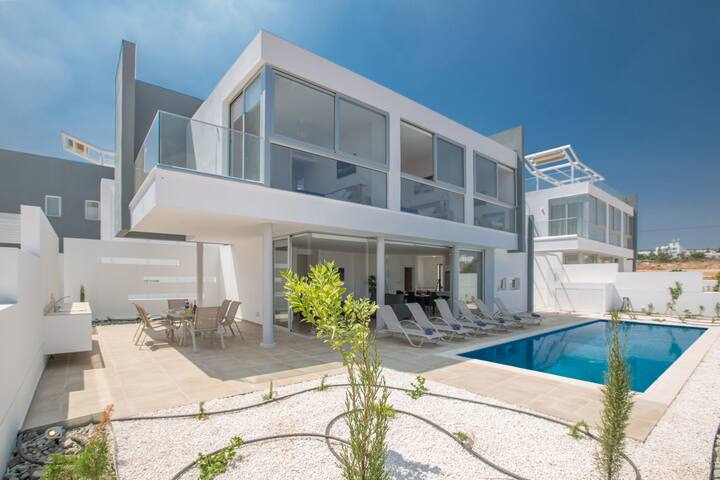 Cyprus In The Sun Pbp Villas 2 And 3 - Паралимни