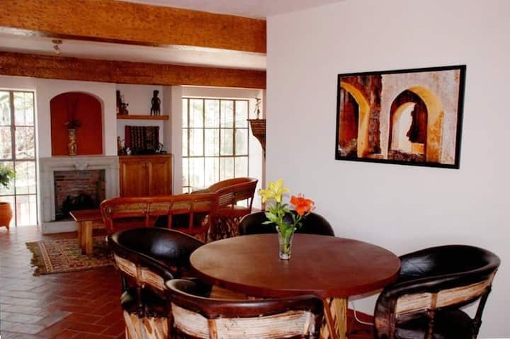 Piedras Vistas: Bright Casita In Historic District - San Miguel de Allende