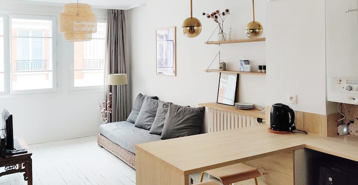 Cosy Studio Apartment In Pigalle - Gare Saint-Lazare - Paris