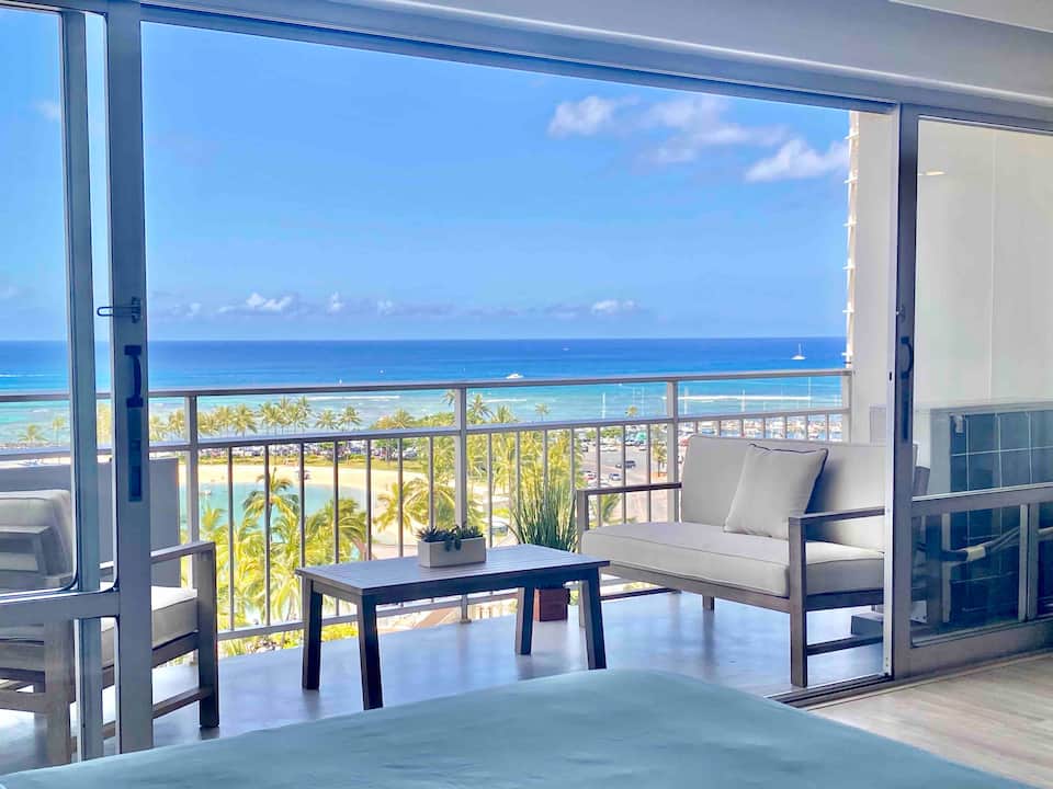 Oahu Beachfront Vacation Rentals - Hawaii, United States | Airbnb