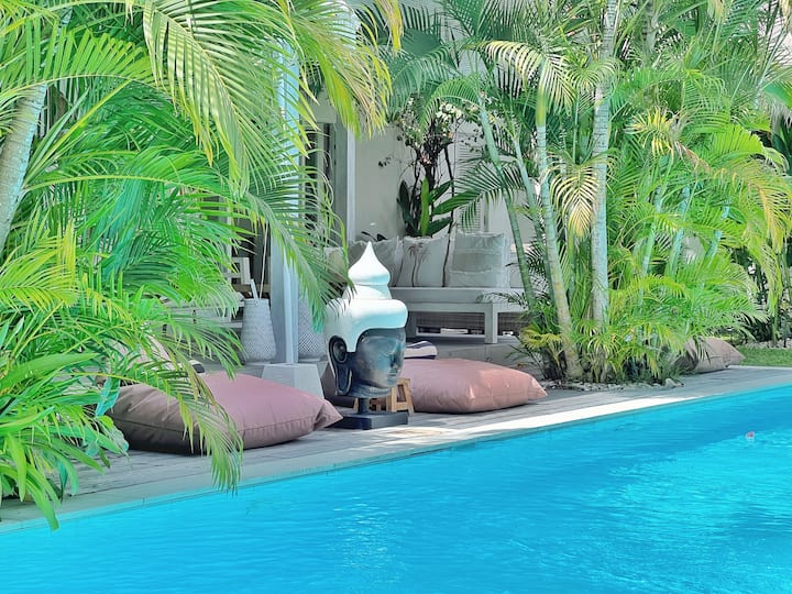 Tropical 4 Br Villa Seminyak Oberoi - Seminyak