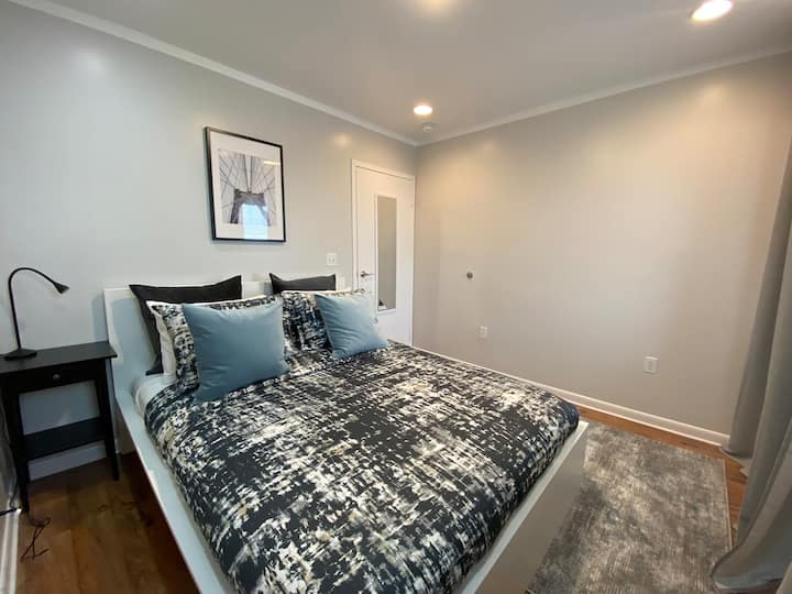 Charming 1 Br 30 Minutes To Times Square! - New York