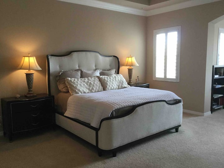 Luxury 3 Bedroom Condo - Estero, FL